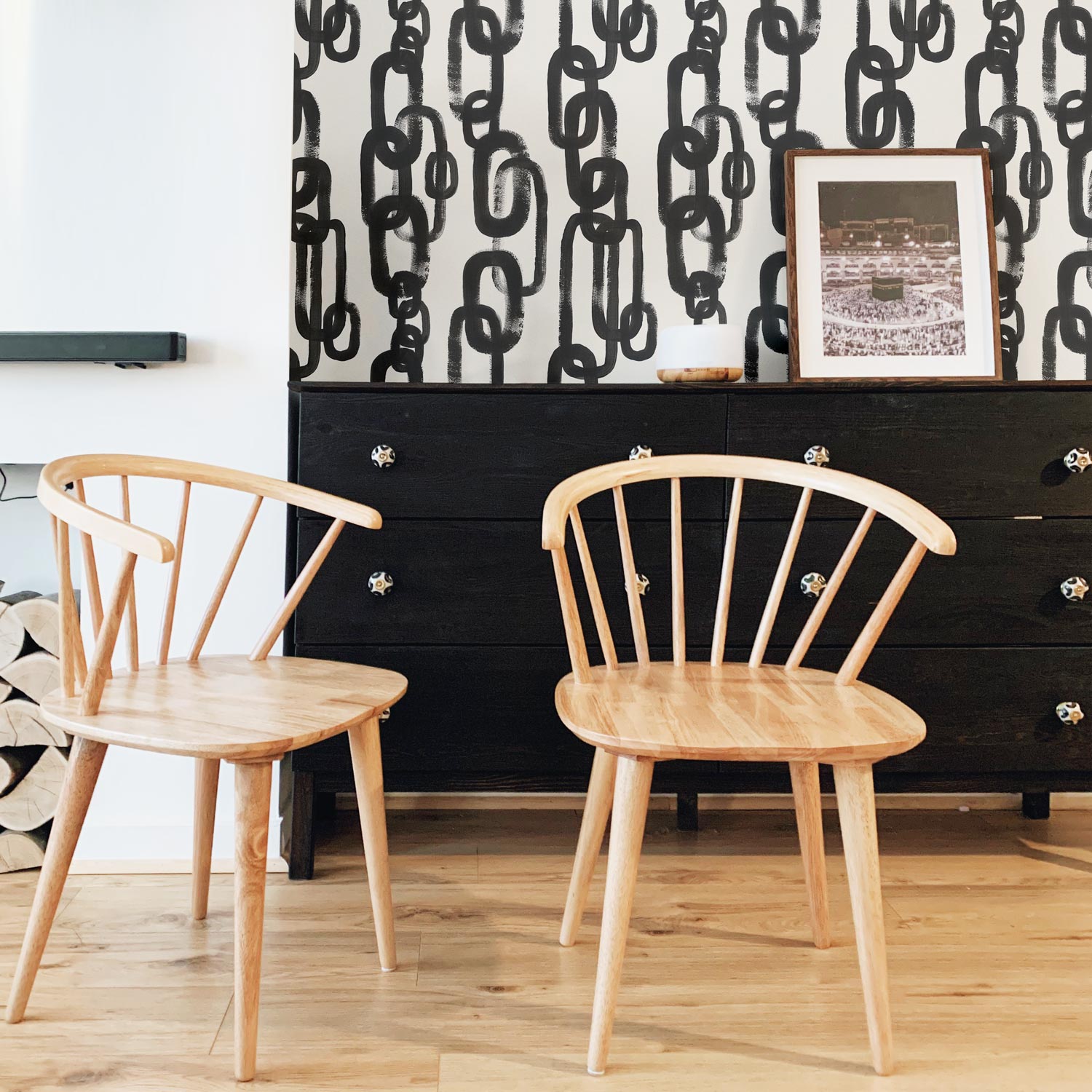 Chain design removable wallpaper for DIY interior project by Livettes ...